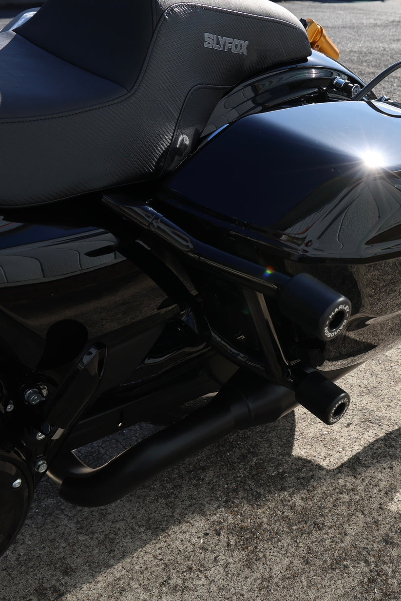 Saddlebag Tip-Over Bar Set – GIVERS GUILD